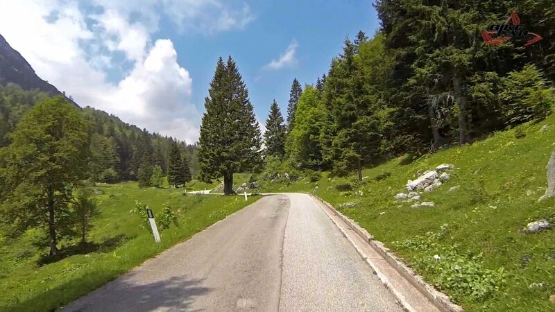 Passo Tre Croci connects Cortina and Misurina