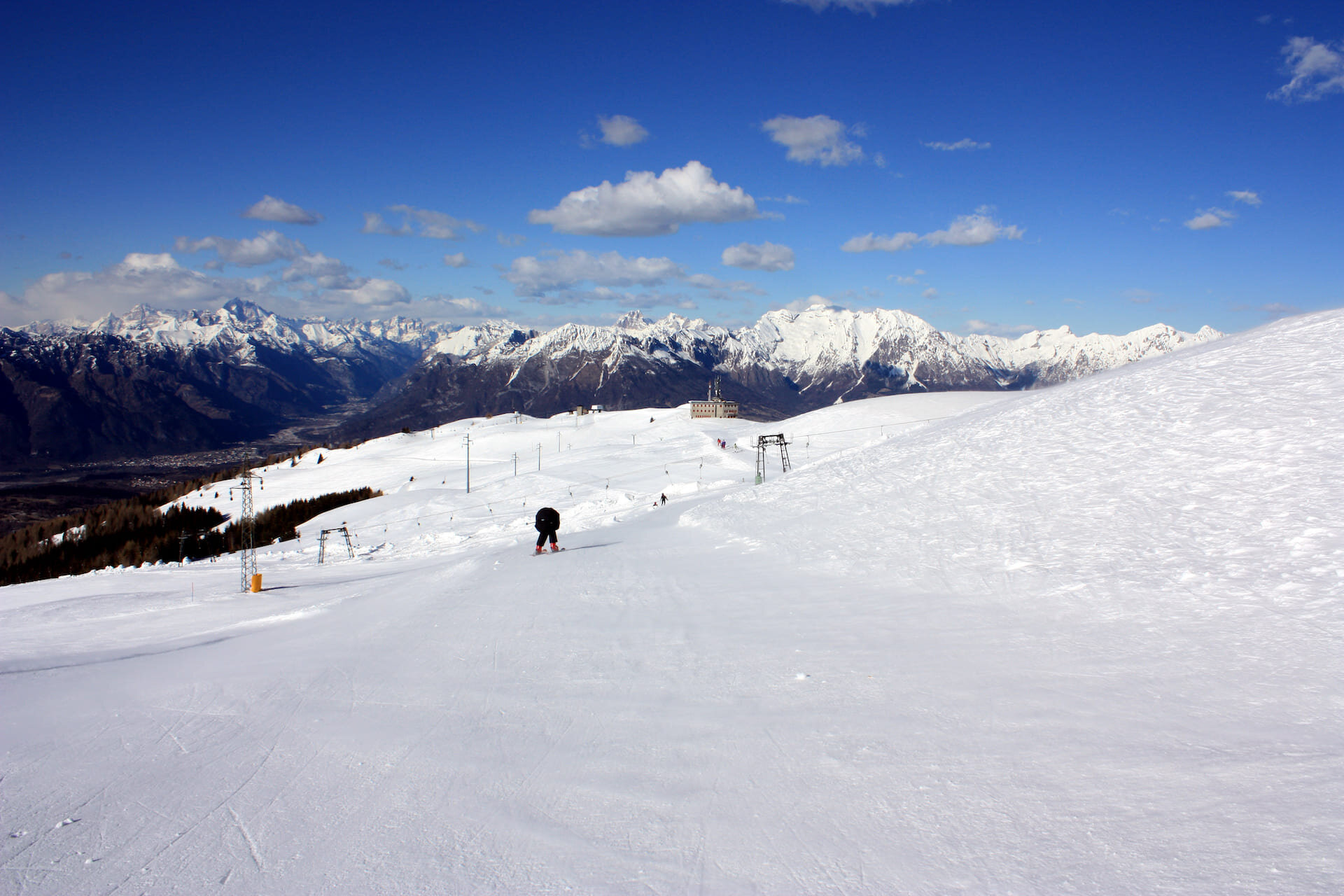 The slopes of the Nevegal ski area