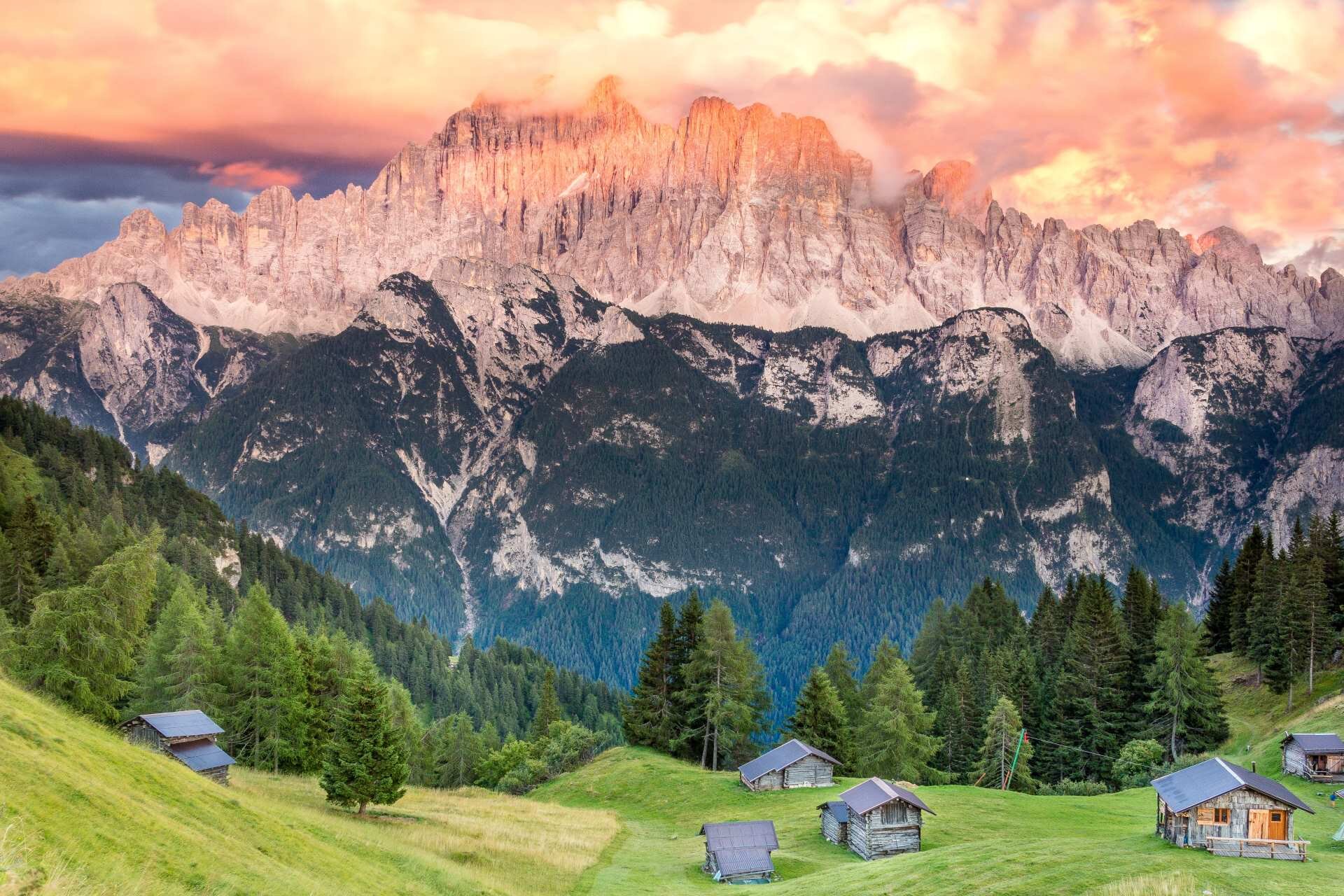 Alleghe, the Italian Alpine resort for nature lovers