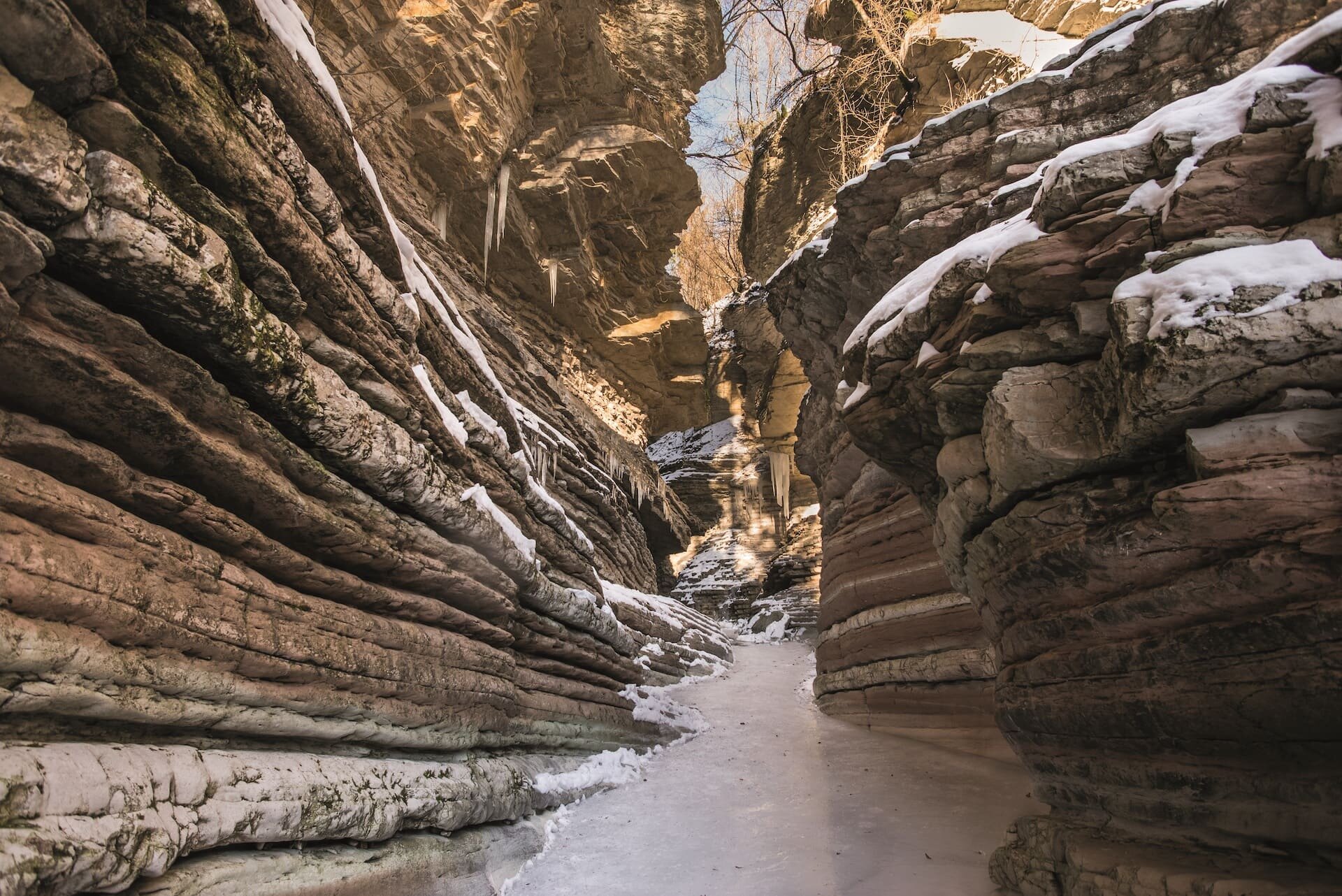 Discover the Brent de l'Art canyon