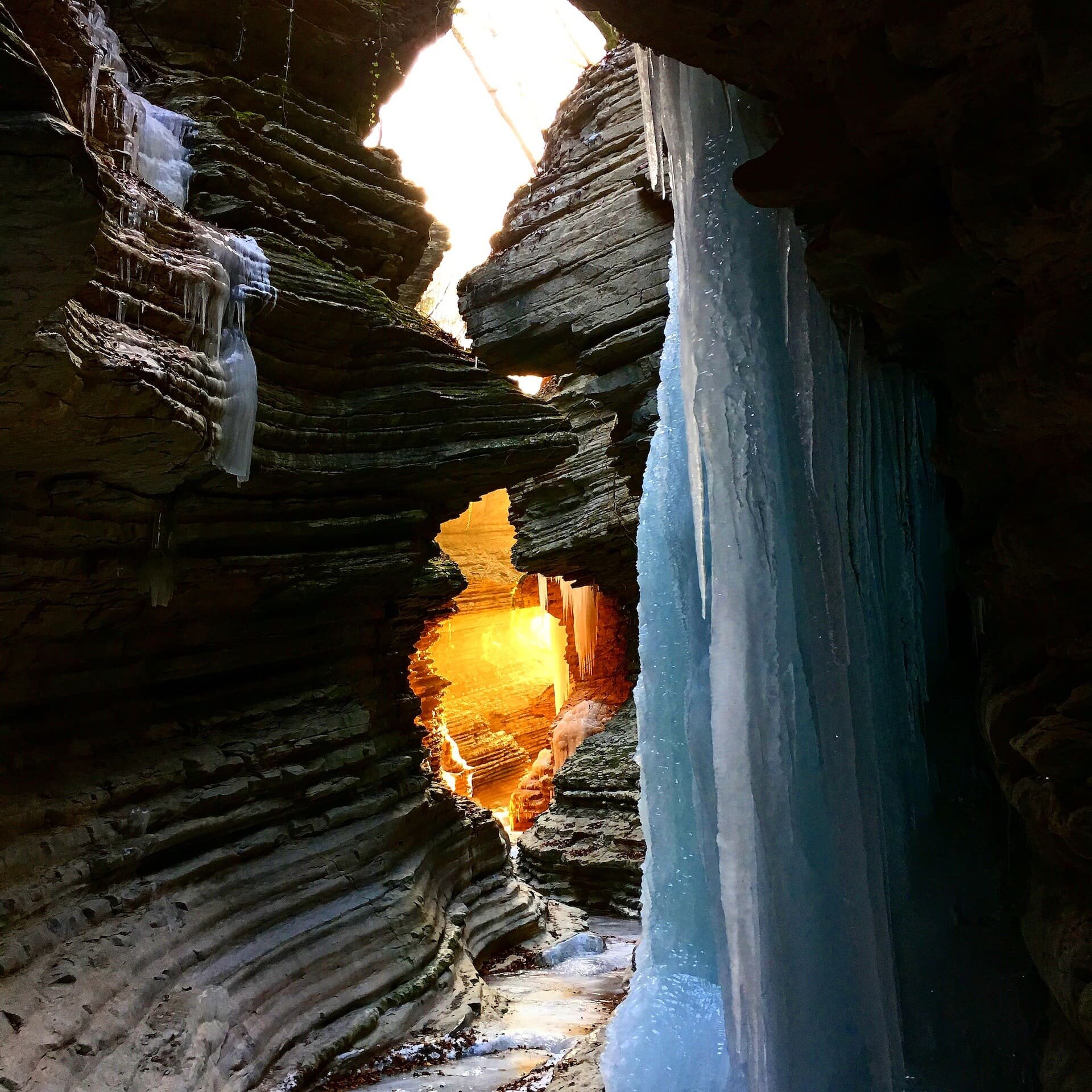 Discover the Brent de l'Art canyon