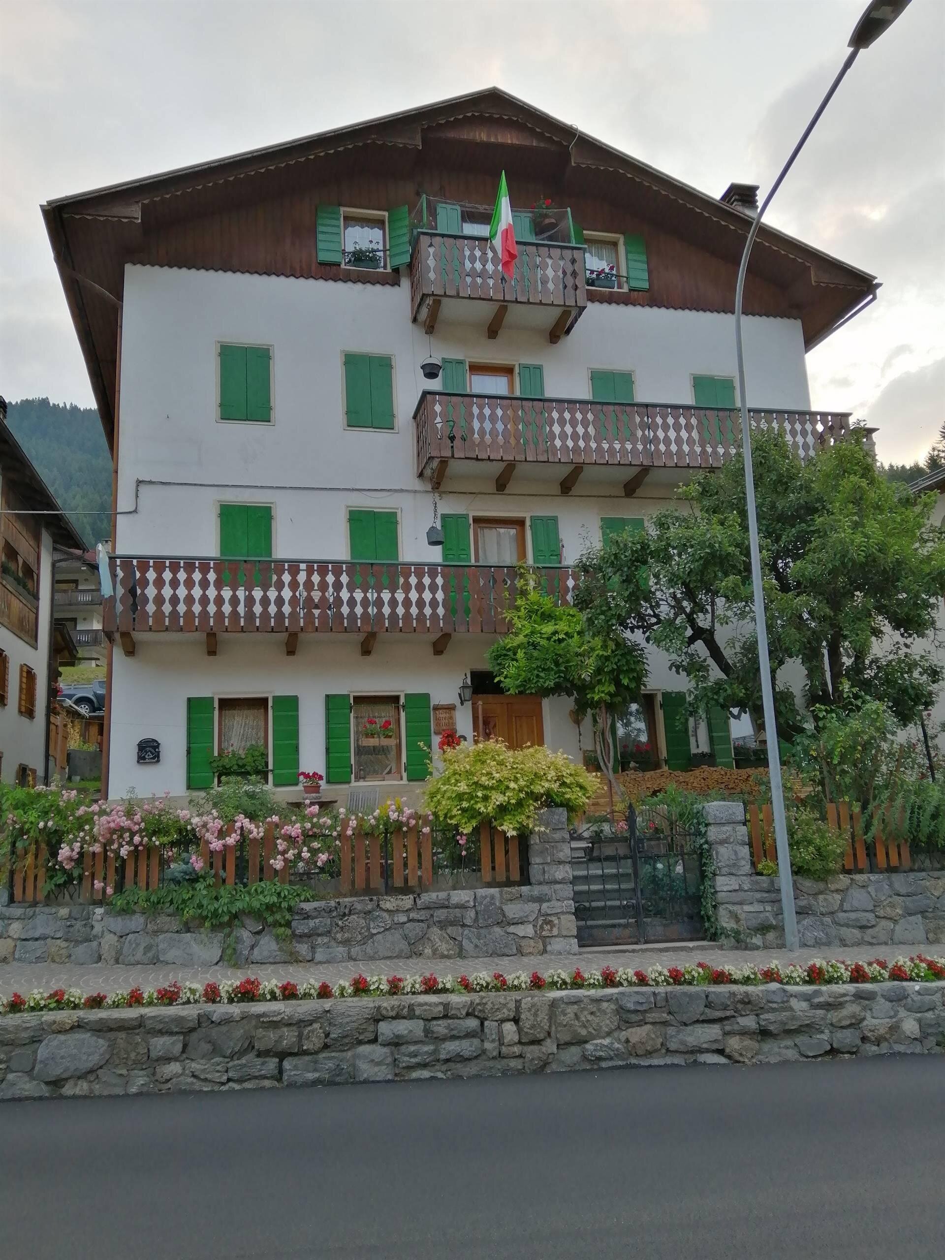 Hotels - Rental agencies - LARESE CELLA IRENE 1 - Cadore Tre Cime Comelico