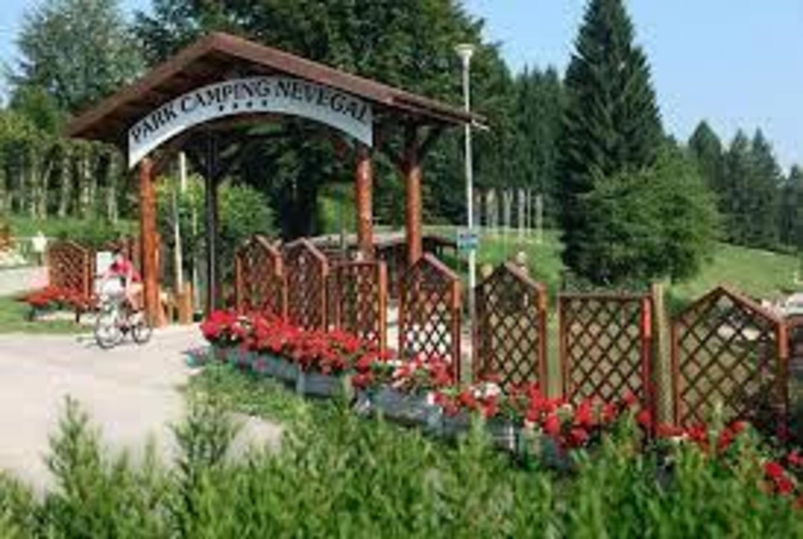 Hotels - Campsites - PARK CAMPING NEVEGAL - Valbelluna